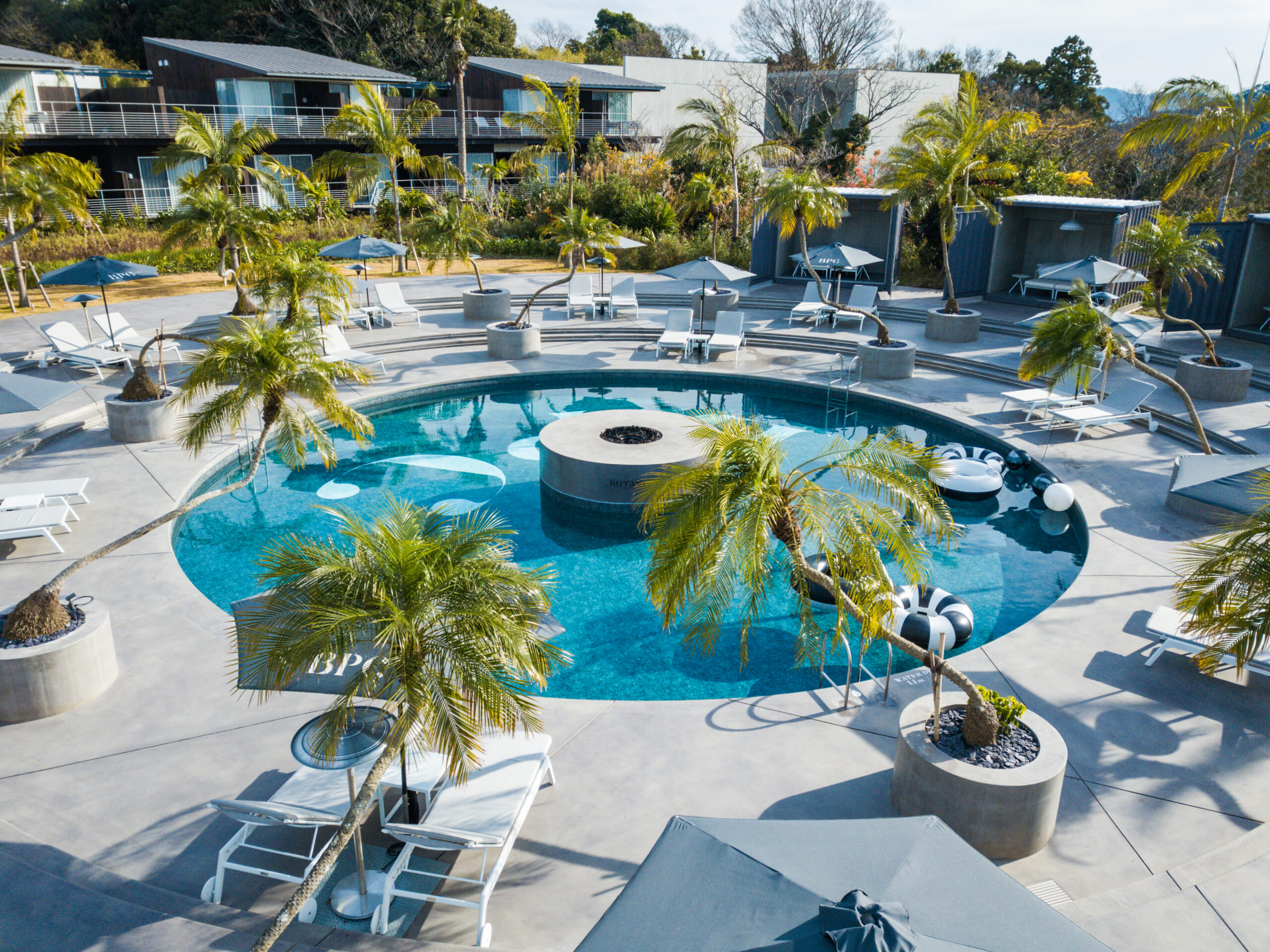 BOTANICAL POOL CLUB｜実績紹介｜そら植物園